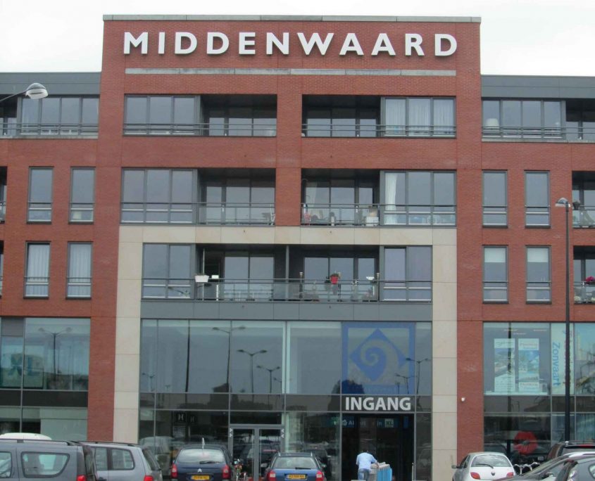 Winkelcentrum Middenwaard – AGS Architects